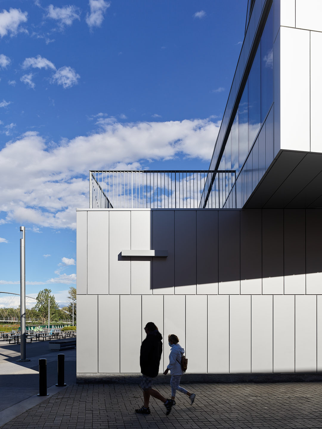 M2 Mixed Use Building / nARCHITECTS - Latreille Architectural ...